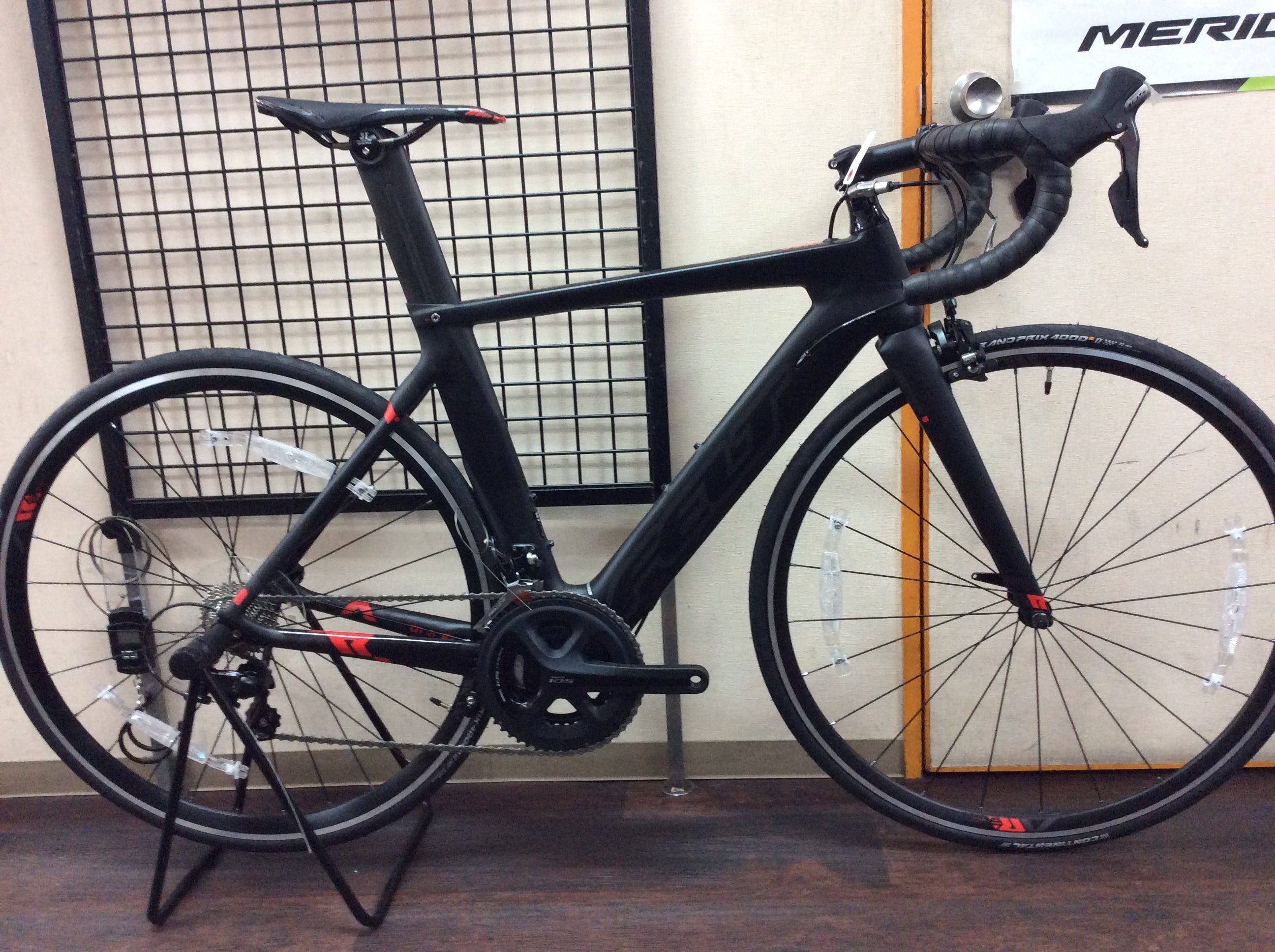 FELT AR5 2016年モデル 40%オフです！ | サイクルショップカンザキ千里店